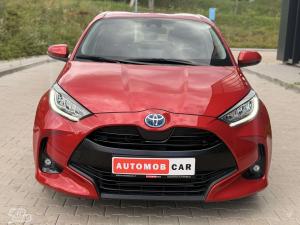 Red Toyota Yaris 2021 in Vilnius, with an engine capacity of 1.50 L and mileage of 69 thousand km for 16850 €, photo 4 on AUTOMOTO.COM.LV