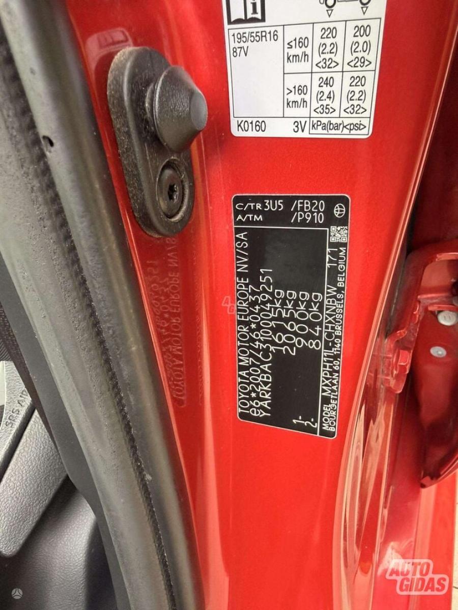 Red Toyota Yaris 2021 in Vilnius, with an engine capacity of 1.50 L and mileage of 69 thousand km for 16850 €, photo 25 on AUTOMOTO.COM.LV