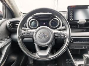 Sarkans Toyota Yaris 2021 Rīga, ar dzinēja tilpumu 1.50 L un nobraukumu 69 tūkst. km par 18500 €, foto 9 vietnē AUTOMOTO.COM.LV