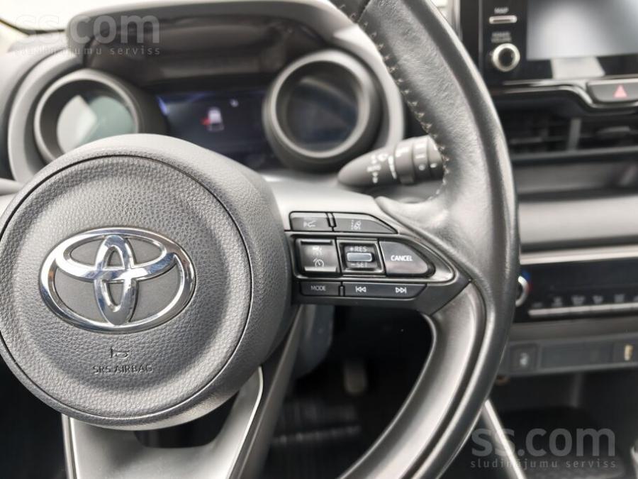 Sarkans Toyota Yaris 2021 Rīga, ar dzinēja tilpumu 1.50 L un nobraukumu 69 tūkst. km par 18500 €, foto 10 vietnē AUTOMOTO.COM.LV