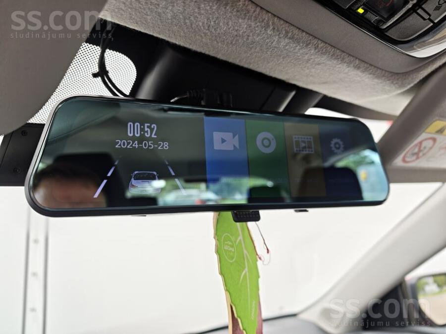 Sarkans Toyota Yaris 2021 Rīga, ar dzinēja tilpumu 1.50 L un nobraukumu 69 tūkst. km par 18500 €, foto 15 vietnē AUTOMOTO.COM.LV