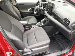 Sarkans Toyota Yaris 2021 Rīga, ar dzinēja tilpumu 1.50 L un nobraukumu 69 tūkst. km par 18500 €, foto 17 vietnē AUTOMOTO.COM.LV
