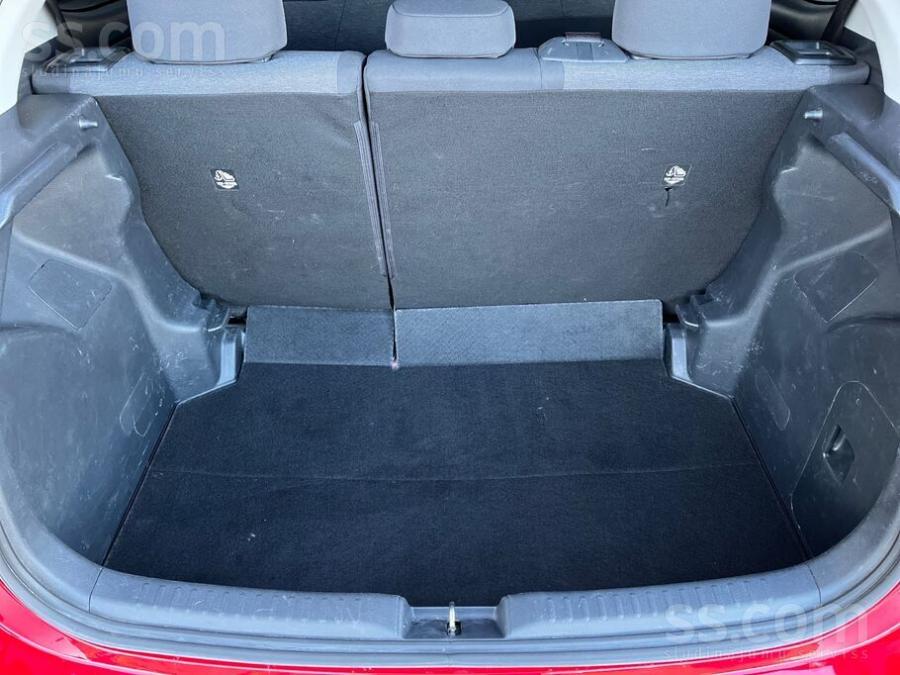 Sarkans Toyota Yaris 2021 Rīga, ar dzinēja tilpumu 1.50 L un nobraukumu 166 tūkst. km par 14500 €, foto 11 vietnē AUTOMOTO.COM.LV