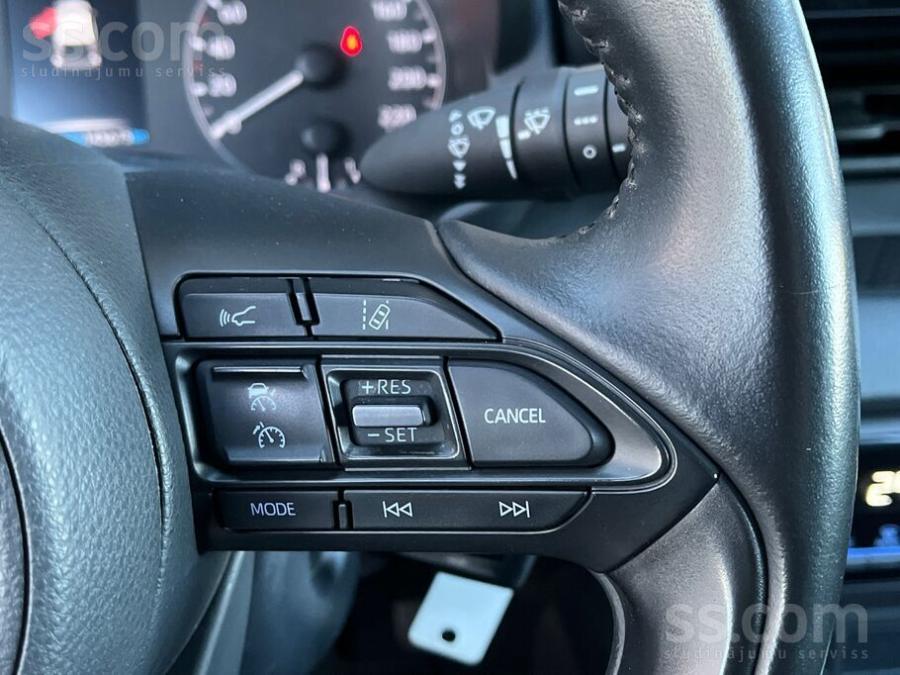 Sarkans Toyota Yaris 2021 Rīga, ar dzinēja tilpumu 1.50 L un nobraukumu 166 tūkst. km par 14500 €, foto 16 vietnē AUTOMOTO.COM.LV