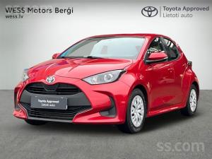 Sarkans Toyota Yaris 2021 Rīga, ar dzinēja tilpumu 1.50 L un nobraukumu 172 tūkst. km par 11900 €, foto  vietnē AUTOMOTO.COM.LV