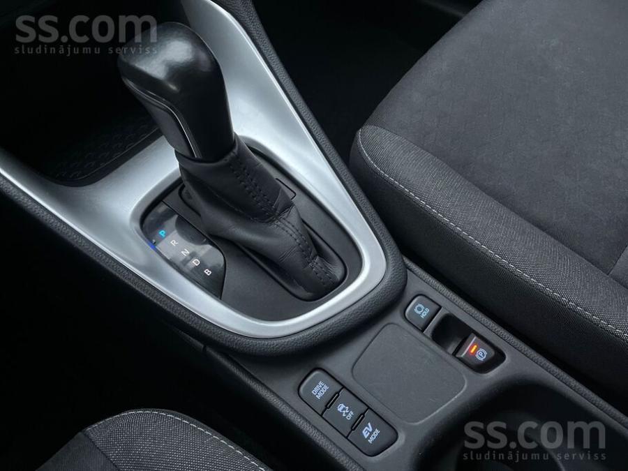 Sarkans Toyota Yaris 2021 Rīga, ar dzinēja tilpumu 1.50 L un nobraukumu 172 tūkst. km par 11900 €, foto 15 vietnē AUTOMOTO.COM.LV