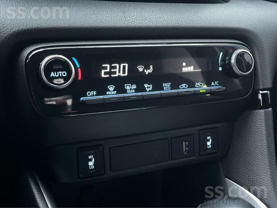 Sarkans Toyota Yaris 2021 Rīga, ar dzinēja tilpumu 1.50 L un nobraukumu 172 tūkst. km par 11900 €, foto 16 vietnē AUTOMOTO.COM.LV