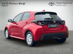 Sarkans Toyota Yaris 2021 Rīga, ar dzinēja tilpumu 1.50 L un nobraukumu 172 tūkst. km par 11900 €, foto 22 vietnē AUTOMOTO.COM.LV