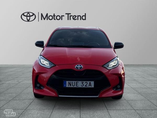 Red Toyota Yaris 2022 in Kaunas, with an engine capacity of 0.00 L and mileage of 28 thousand km for 24177 €, photo 5 on AUTOMOTO.COM.LV