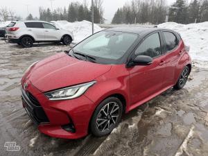Sarkans Toyota Yaris 2022 Viļņa, ar dzinēja tilpumu 1.50 L un nobraukumu 163 tūkst. km par 13650 €, foto  vietnē AUTOMOTO.COM.LV