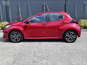 Sarkans Toyota Yaris 2022 Viļņa, ar dzinēja tilpumu 1.50 L un nobraukumu 102 tūkst. km par 17250 €, foto 10 vietnē AUTOMOTO.COM.LV