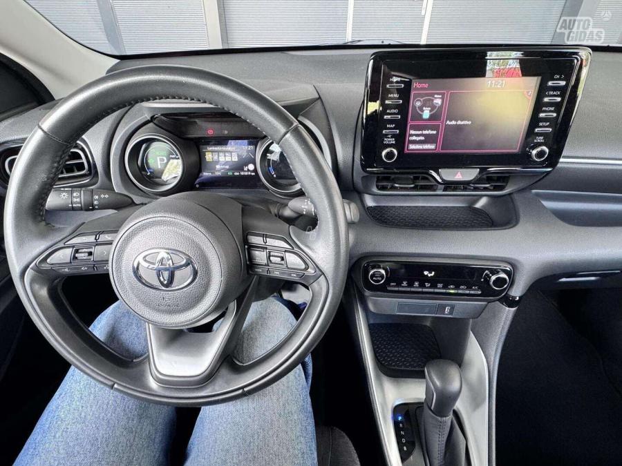 Sarkans Toyota Yaris 2022 Viļņa, ar dzinēja tilpumu 1.50 L un nobraukumu 102 tūkst. km par 17250 €, foto 14 vietnē AUTOMOTO.COM.LV