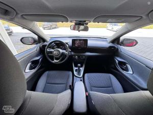 Sarkans Toyota Yaris 2022 Viļņa, ar dzinēja tilpumu 1.50 L un nobraukumu 102 tūkst. km par 17250 €, foto 22 vietnē AUTOMOTO.COM.LV