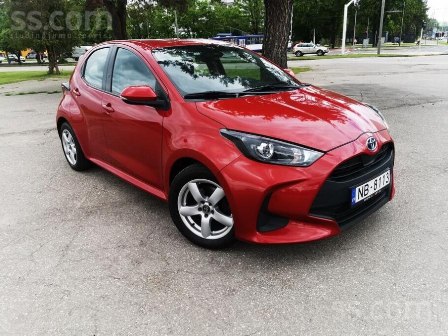 Sarkans Toyota Yaris 2022 Rīga, ar dzinēja tilpumu 1.50 L un nobraukumu 118 tūkst. km par 13500 €, foto 3 vietnē AUTOMOTO.COM.LV
