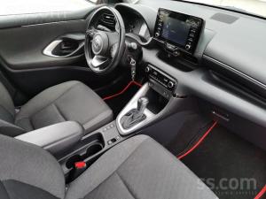 Sarkans Toyota Yaris 2022 Rīga, ar dzinēja tilpumu 1.50 L un nobraukumu 118 tūkst. km par 13950 €, foto 13 vietnē AUTOMOTO.COM.LV
