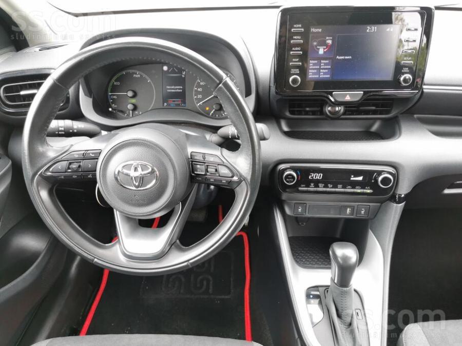 Sarkans Toyota Yaris 2022 Rīga, ar dzinēja tilpumu 1.50 L un nobraukumu 118 tūkst. km par 13950 €, foto 15 vietnē AUTOMOTO.COM.LV