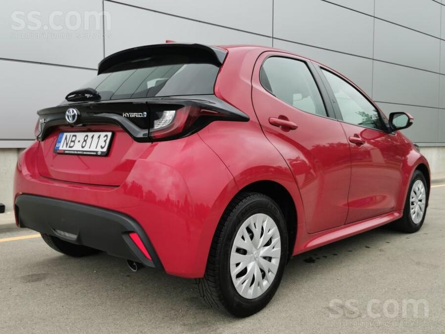 Sarkans Toyota Yaris 2022 Rīga, ar dzinēja tilpumu 1.50 L un nobraukumu 118 tūkst. km par 13950 €, foto 23 vietnē AUTOMOTO.COM.LV