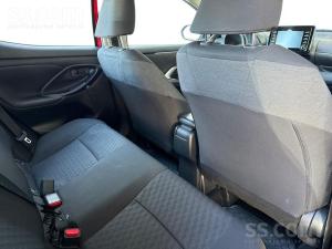 Sarkans Toyota Yaris 2022 Rīga, ar dzinēja tilpumu 1.50 L un nobraukumu 191 tūkst. km par 12990 €, foto 8 vietnē AUTOMOTO.COM.LV