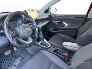 Sarkans Toyota Yaris 2022 Rīga, ar dzinēja tilpumu 1.50 L un nobraukumu 191 tūkst. km par 12990 €, foto 12 vietnē AUTOMOTO.COM.LV