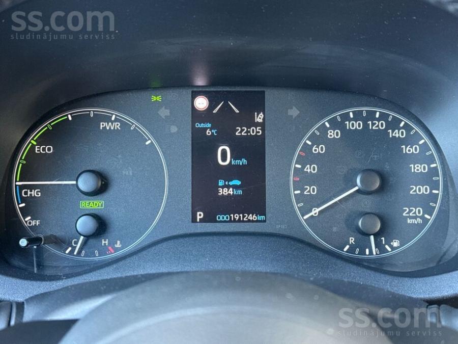 Sarkans Toyota Yaris 2022 Rīga, ar dzinēja tilpumu 1.50 L un nobraukumu 191 tūkst. km par 12990 €, foto 14 vietnē AUTOMOTO.COM.LV