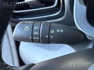 Sarkans Toyota Yaris 2022 Rīga, ar dzinēja tilpumu 1.50 L un nobraukumu 191 tūkst. km par 12990 €, foto 18 vietnē AUTOMOTO.COM.LV