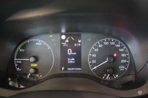 Красный Тойота Ярис 2022 в Каунас, объемом двигателя 1.49 л и пробегом 201 тыс. км за 12500 €, фото 14 на AUTOMOTO.COM.LV