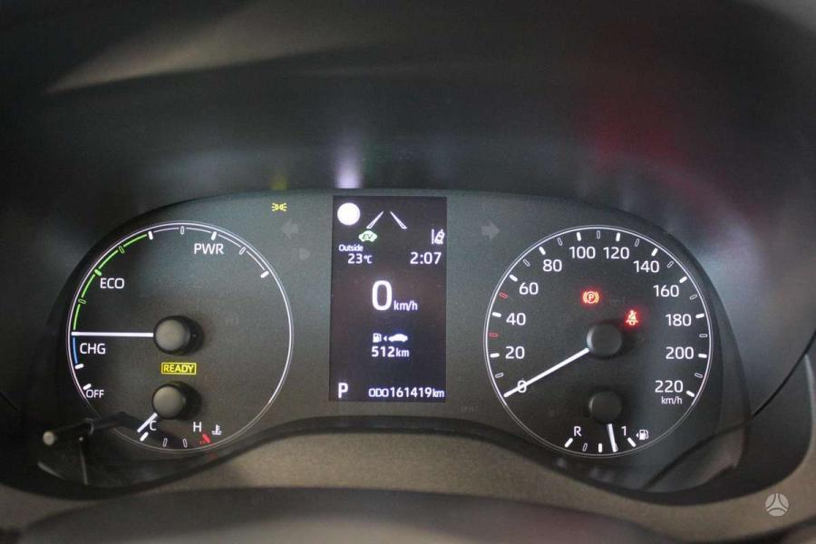 Red Toyota Yaris 2022 in Kaunas, with an engine capacity of 1.49 L and mileage of 161 thousand km for 14900 €, photo 14 on AUTOMOTO.COM.LV