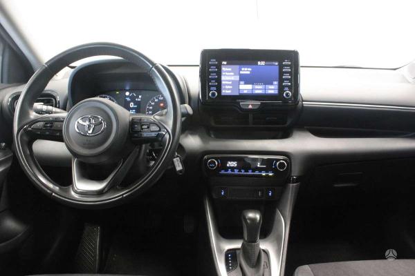 Sarkans Toyota Yaris 2022 Kauņa, ar dzinēja tilpumu 1.49 L un nobraukumu 155 tūkst. km par 14900 €, foto 9 vietnē AUTOMOTO.COM.LV
