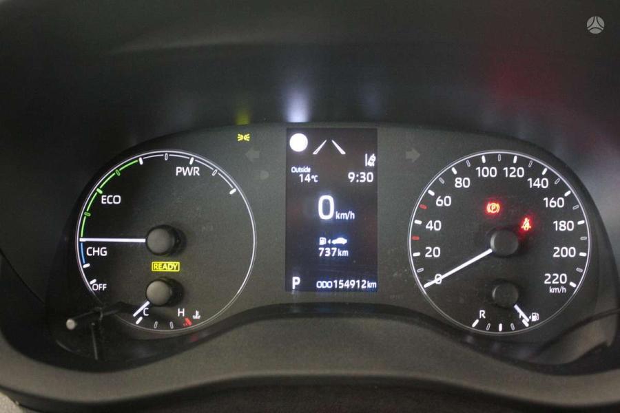 Red Toyota Yaris 2022 in Kaunas, with an engine capacity of 1.49 L and mileage of 155 thousand km for 14900 €, photo 14 on AUTOMOTO.COM.LV
