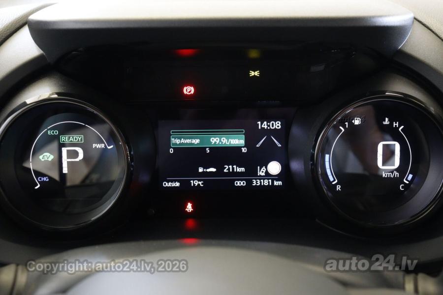 Sarkans Toyota Yaris 2022 Tallina, ar dzinēja tilpumu 1.49 L un nobraukumu 33 tūkst. km par 18900 €, foto 14 vietnē AUTOMOTO.COM.LV