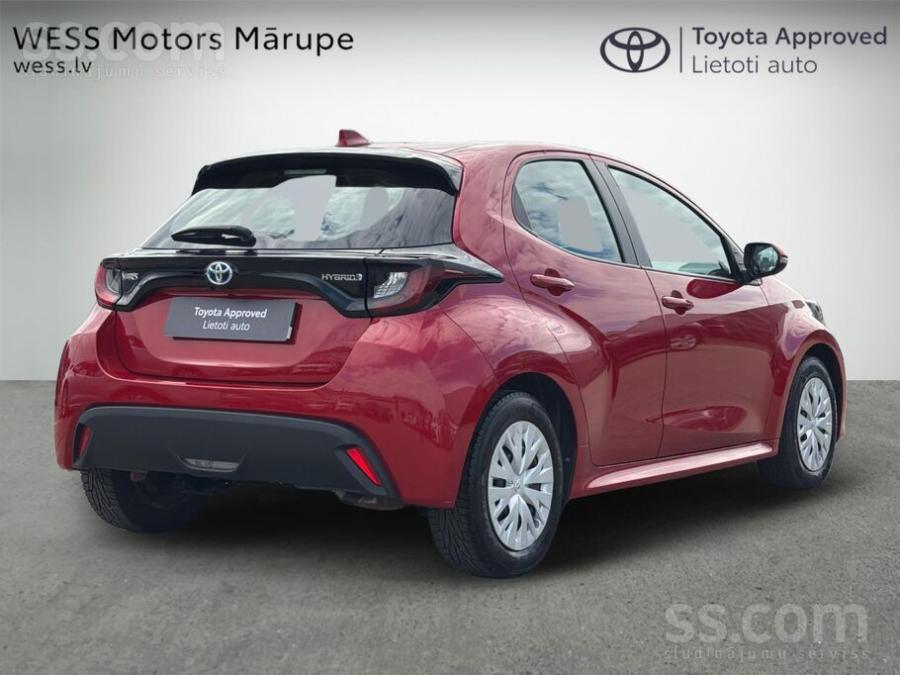 Sarkans Toyota Yaris 2022 Rīga, ar dzinēja tilpumu 1.50 L un nobraukumu 175 tūkst. km par 11790 €, foto 3 vietnē AUTOMOTO.COM.LV