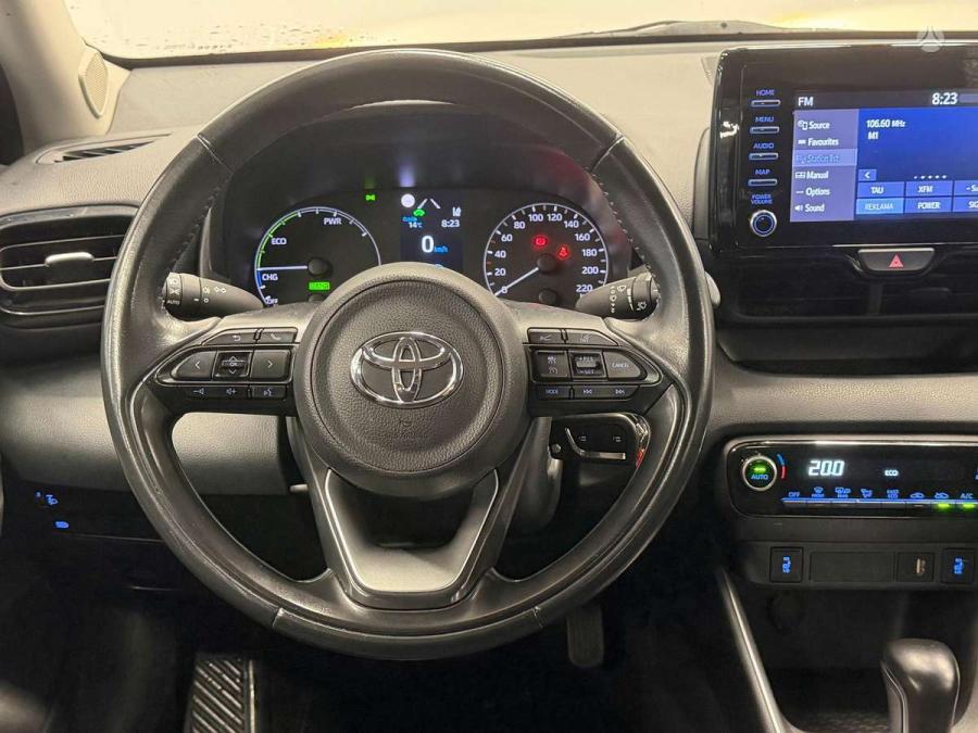 Sarkans Toyota Yaris 2022 Kauņa, ar dzinēja tilpumu 1.49 L un nobraukumu 199 tūkst. km par 12500 €, foto 13 vietnē AUTOMOTO.COM.LV