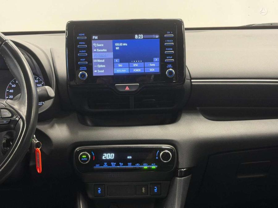 Sarkans Toyota Yaris 2022 Kauņa, ar dzinēja tilpumu 1.49 L un nobraukumu 199 tūkst. km par 12500 €, foto 15 vietnē AUTOMOTO.COM.LV