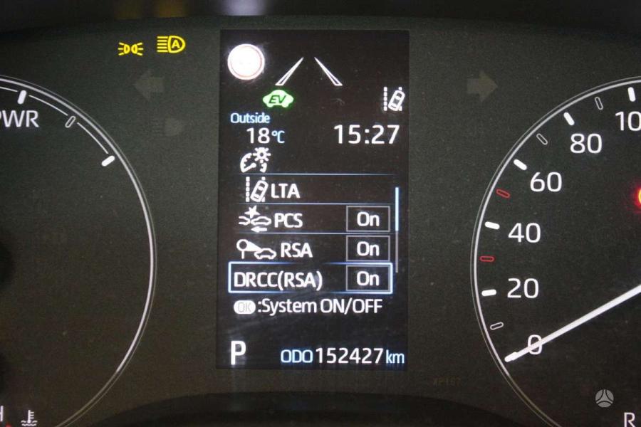 Красный Тойота Ярис 2022 в Каунас, объемом двигателя 1.49 л и пробегом 152 тыс. км за 15900 €, фото 25 на AUTOMOTO.COM.LV