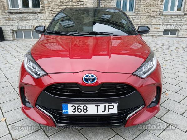 Red Toyota Yaris 2023 in Tallinn, with an engine capacity of 1.50 L and mileage of 14 thousand km for 18490 €, photo 4 on AUTOMOTO.COM.LV