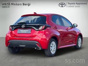 Sarkans Toyota Yaris 2024 Rīga, ar dzinēja tilpumu 1.50 L un nobraukumu 49 tūkst. km par 16990 €, foto 3 vietnē AUTOMOTO.COM.LV