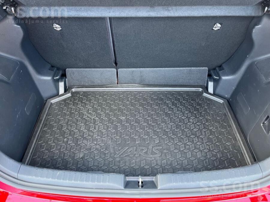 Sarkans Toyota Yaris 2024 Rīga, ar dzinēja tilpumu 1.50 L un nobraukumu 49 tūkst. km par 16990 €, foto 11 vietnē AUTOMOTO.COM.LV