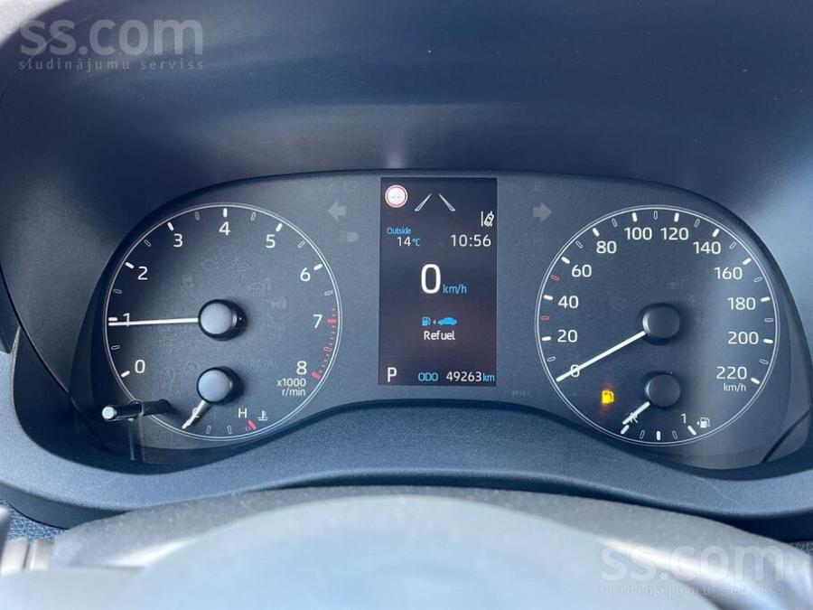 Sarkans Toyota Yaris 2024 Rīga, ar dzinēja tilpumu 1.50 L un nobraukumu 49 tūkst. km par 16990 €, foto 14 vietnē AUTOMOTO.COM.LV