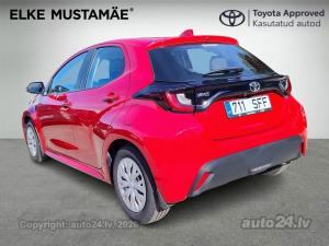 Красный Тойота Ярис 2024 в Таллин, объемом двигателя 1.49 л и пробегом 20 тыс. км за 16995 €, фото 18 на AUTOMOTO.COM.LV
