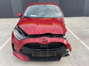 Sarkans Toyota Yaris 2025 Klaipėda, ar dzinēja tilpumu 1.49 L un nobraukumu 10 tūkst. km par 6600 €, foto 12 vietnē AUTOMOTO.COM.LV