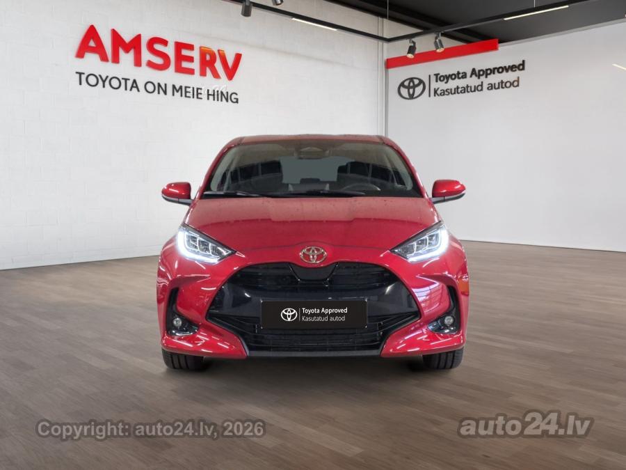 Red Toyota Yaris 2026 in Tallinn, with an engine capacity of 1.50 L and mileage of 3 thousand km for 25490 €, photo 6 on AUTOMOTO.COM.LV