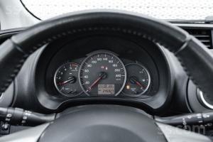 Красный Тойота Ярис 2011 в Рига, объемом двигателя 1.30 л и пробегом 246 тыс. км за 3100 €, фото 11 на AUTOMOTO.COM.LV