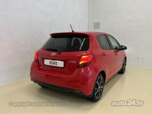 Sarkans Toyota Yaris 2015 Rakvere, ar dzinēja tilpumu 1.33 L un nobraukumu 143 tūkst. km par 9490 €, foto 2 vietnē AUTOMOTO.COM.LV