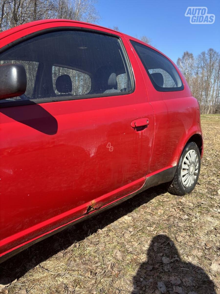 Toyota Yaris 2003 in Silale, with an engine capacity of 1.40 L and mileage of 332 thousand km for 450 €, photo 7 on AUTOMOTO.COM.LV