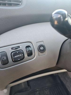Zaļš Toyota Yaris Verso 2001 Trakai, ar dzinēja tilpumu 1.30 L un nobraukumu 178 tūkst. km par 3000 €, foto 16 vietnē AUTOMOTO.COM.LV