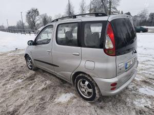 Pelēks Toyota Yaris Verso 2002 Kauņa, ar dzinēja tilpumu 1.36 L un nobraukumu 326 tūkst. km par 1800 €, foto 3 vietnē AUTOMOTO.COM.LV