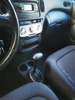 Pelēks Toyota Yaris Verso 2003 Viļņa, ar dzinēja tilpumu 1.30 L un nobraukumu 297 tūkst. km par 2772 €, foto 4 vietnē AUTOMOTO.COM.LV