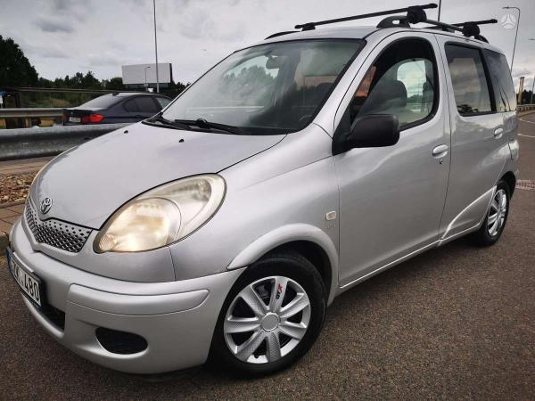 Pelēks Toyota Yaris Verso 2005 Viļņa, ar dzinēja tilpumu 1.30 L un nobraukumu 199 tūkst. km par 2450 €, foto 10 vietnē AUTOMOTO.COM.LV