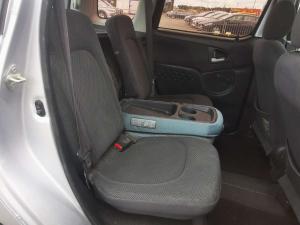 Grey Toyota Yaris Verso 2005 in Vilnius, with an engine capacity of 1.30 L and mileage of 199 thousand km for 2450 €, photo 19 on AUTOMOTO.COM.LV