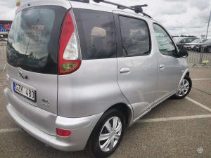 Grey Toyota Yaris Verso 2005 in Vilnius, with an engine capacity of 1.30 L and mileage of 199 thousand km for 2450 €, photo 23 on AUTOMOTO.COM.LV